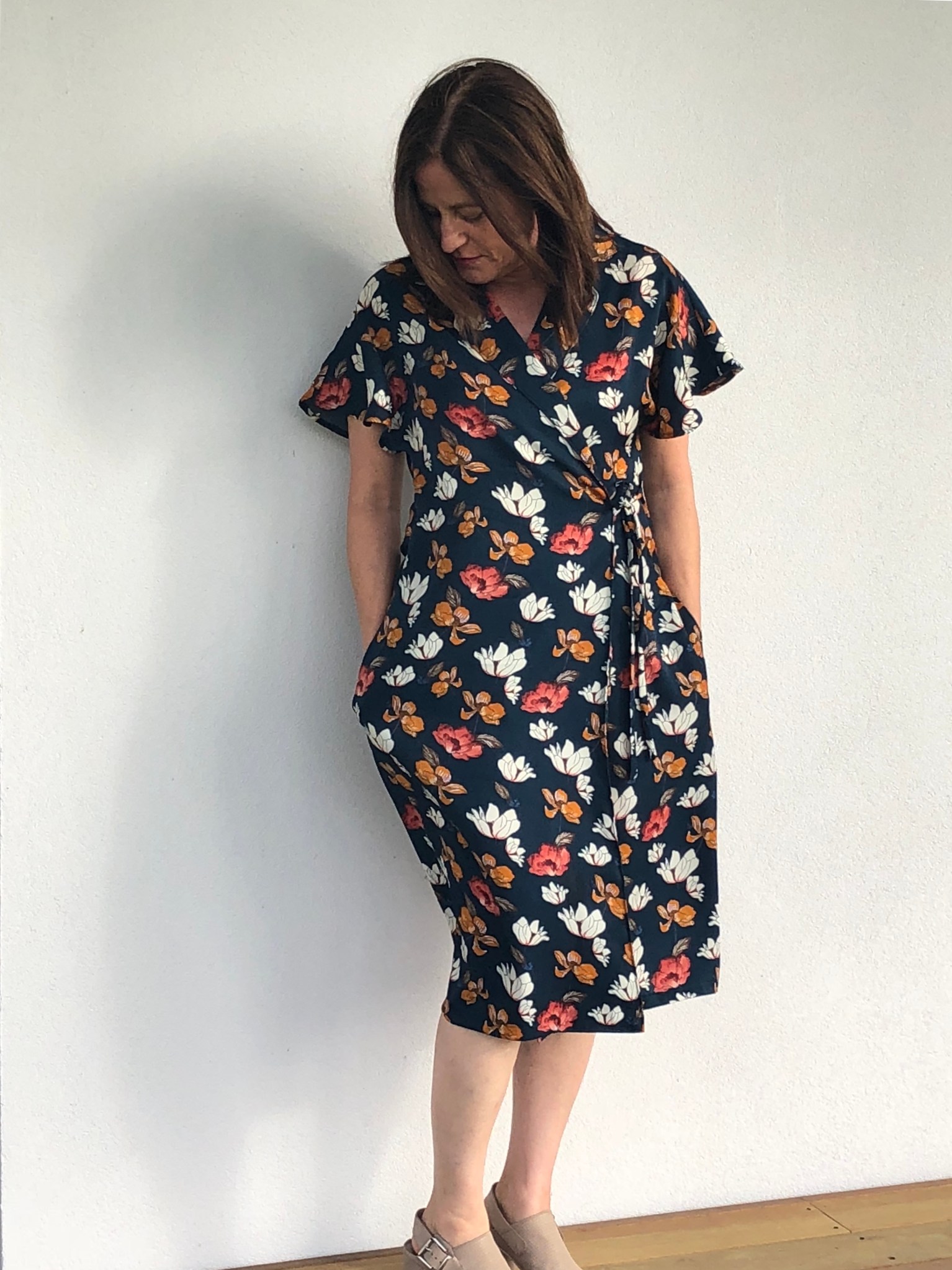 simplicity 9331- wrap dress – following a pattern